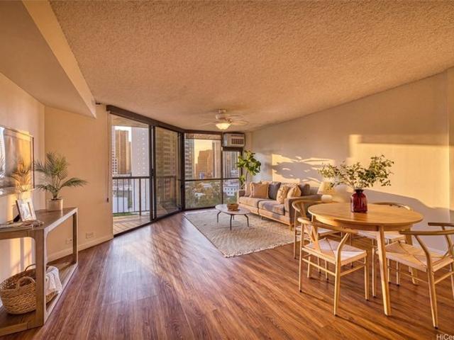60 N Beretania St Apt 1210, Honolulu, HI 96817