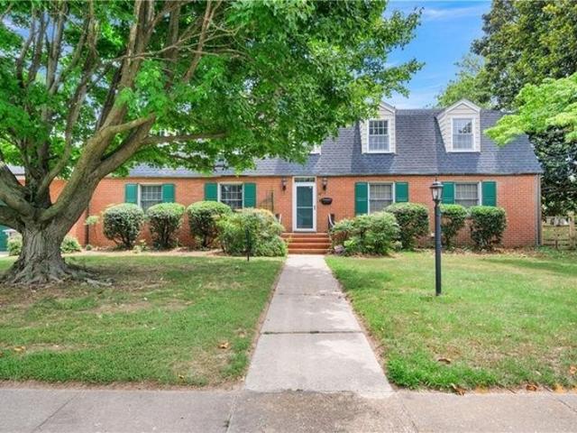 60 N Willard Ave, Hampton, VA 23663