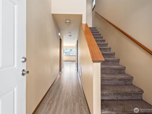 60 NE Melrose Drive