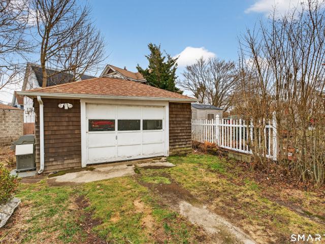 60 Ocean Ave, New London, CT 06320 | MLS #24158 | Compass