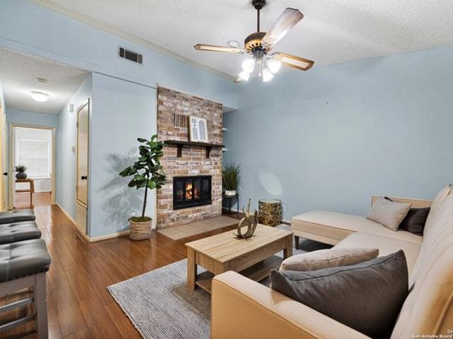 60 Oak Villa Rd Unit F3, Canyon Lake, TX 78133