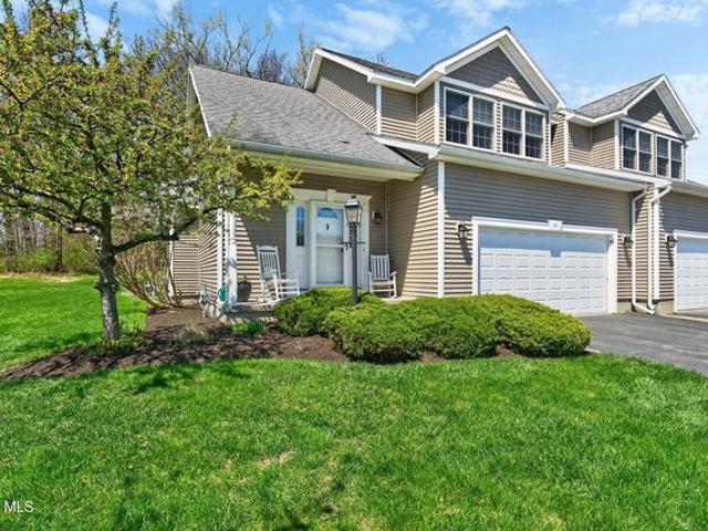 60 Oakmont St, Niskayuna, NY 12309