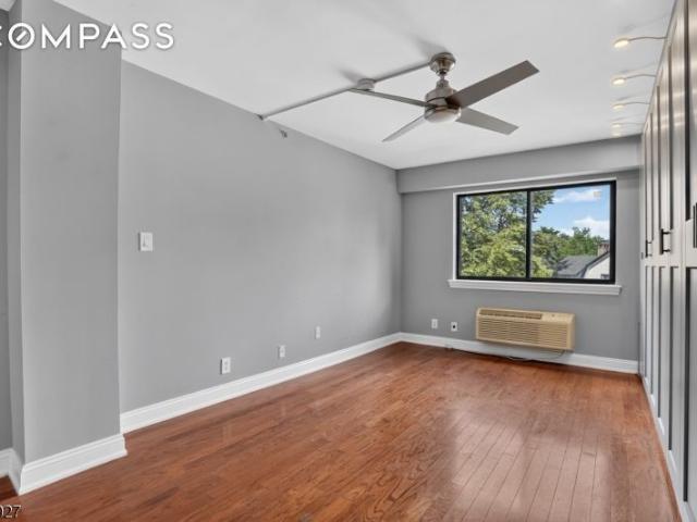 60 Parkway Dr 4JJ, East Orange, NJ