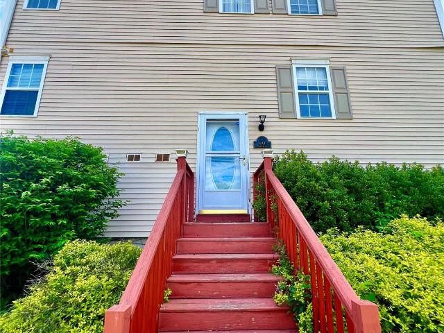 60 Peach Place