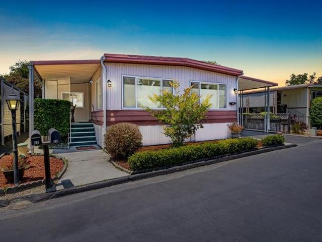 60 Pepperwood Way Unit 60, Soquel, CA 95073