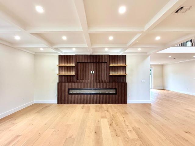 60 Periwinkle Rd, Levittown, NY 11756 | Compass