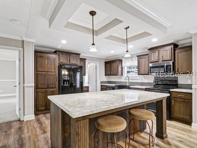 60 Perryclear Dr, Beaufort, SC 29906