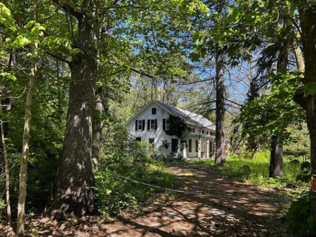 60 Phillips Rd, La Grange, NY 12603