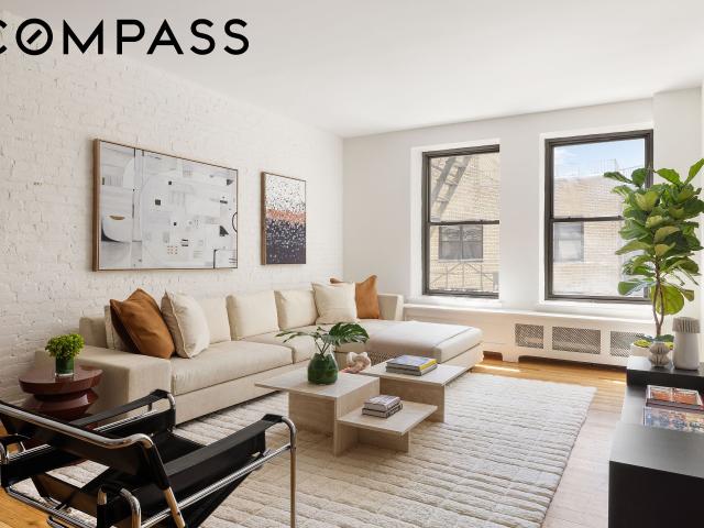 60 Pineapple Street 4I