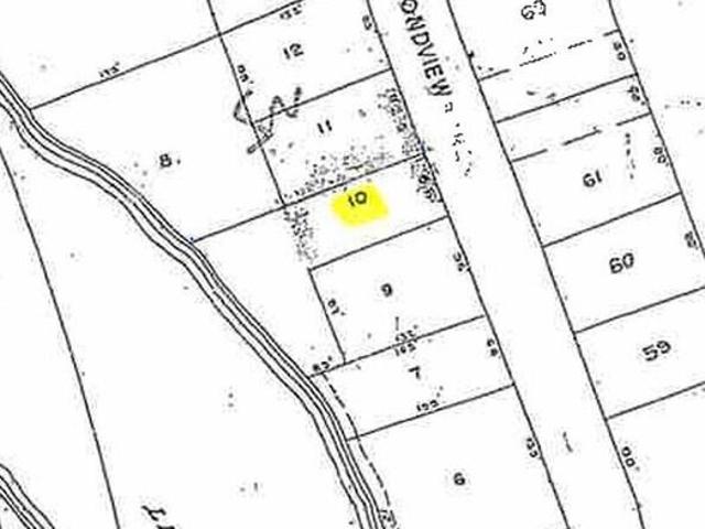 60 Pondview St, Limestone, ME 04750
