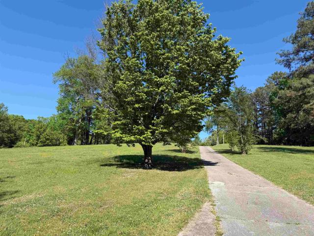 60 Poplar Springs Rd