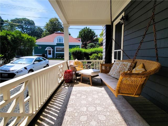 60 Prairie Ave, Newport, RI 02840 | MLS #1411 | Compass