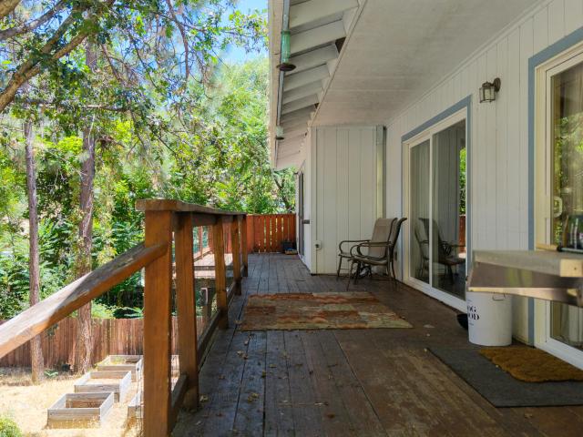60 Ridgetop Drive