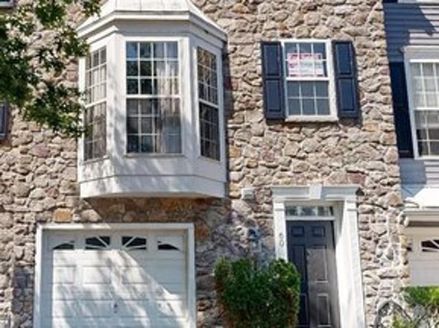 60 River Ln, Delanco, NJ 08075