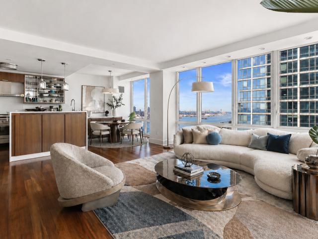 60 Riverside Blvd, New York, NY