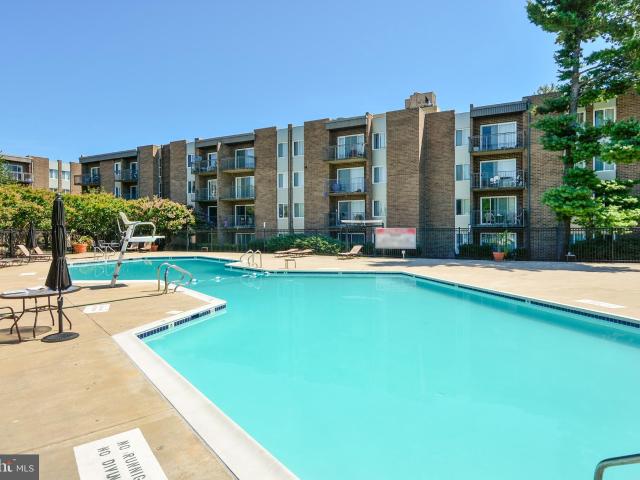 60 S Van Dorn St, Unit 210, Alexandria, VA 22304 | MLS #VAAX2063