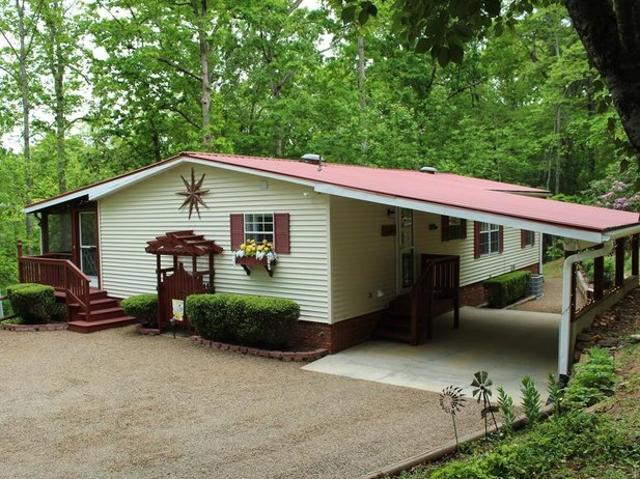 60 Sandy Rd, Franklin, NC 28734