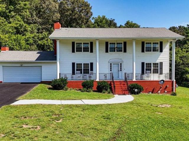 60 Shamrock Dr, Ringgold, GA 30736