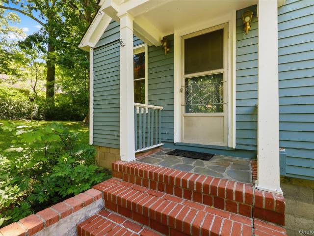 60 Shivertown Road