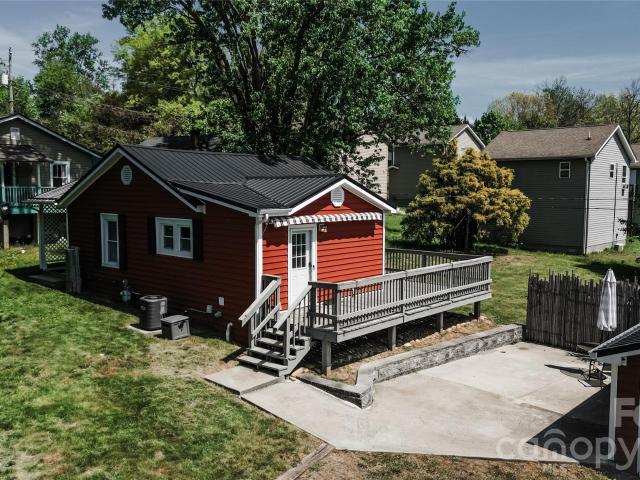 60 Shiloh Rd, Asheville, NC 28803 | MLS #4373 | Compass