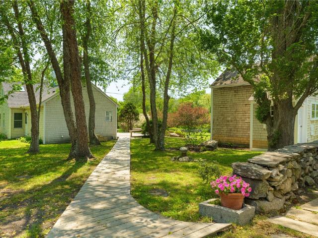 60 Snell Road