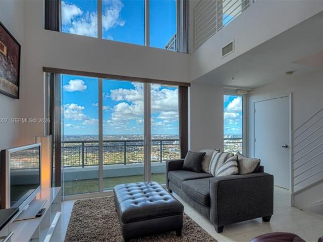 60 SW 13th St Apt 4211, Miami, FL 33130
