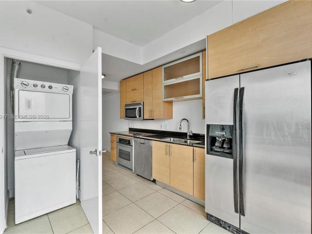60 SW 13th St, Unit 1921, Miami, FL 33130 | MLS #A11978 | Compass