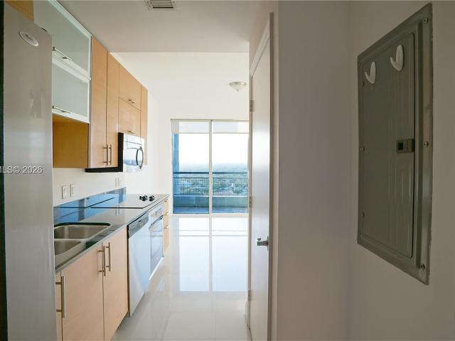 60 SW 13th St, Unit 2215, Miami, FL 33130 | MLS #A11977