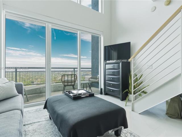 60 SW 13th St, Unit 2805, Miami, FL 33130 | MLS #A11992 | Compass