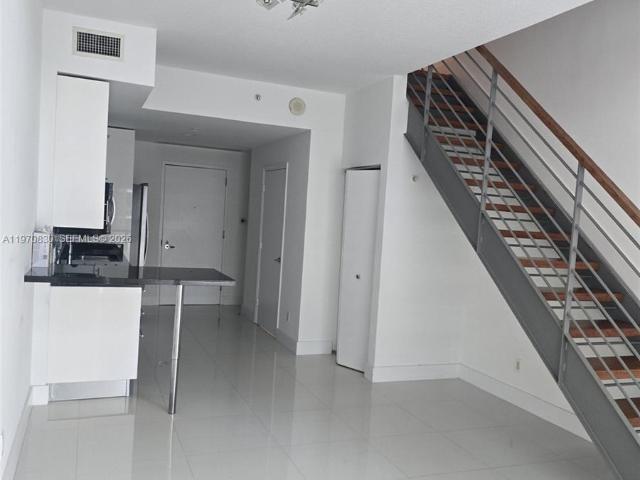 60 SW 13th St, Unit 3218, Miami, FL 33130 | MLS #A11970 | Compass
