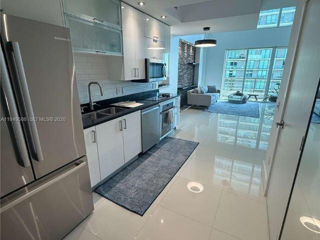 60 SW 13th St, Unit 3808, Miami, FL 33130 | MLS #A11949 | Compass