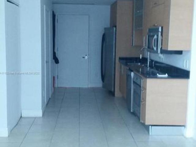 60 SW 13th St #1612 Miami, FL 33130