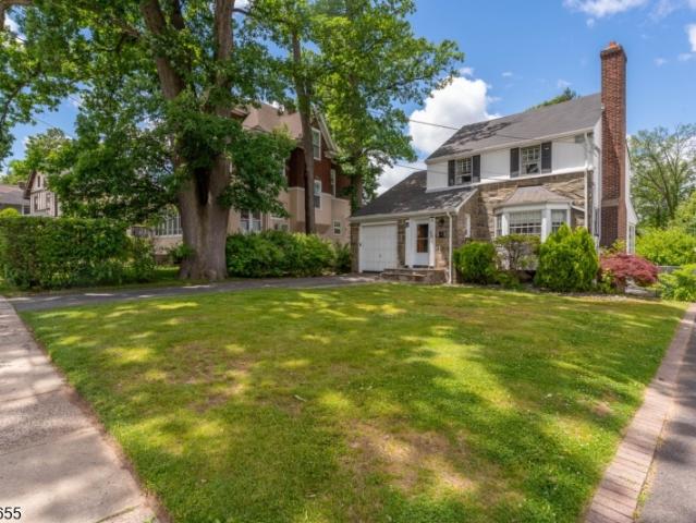60 Summit Rd