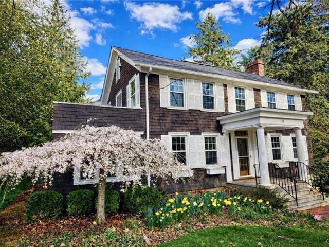 60 Sullivan St, Cazenovia, NY 13035