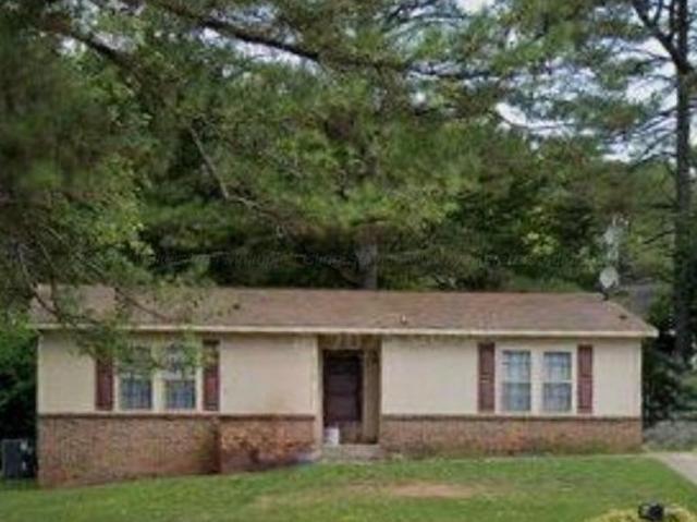 6104 NW Geronimo Cir, Huntsville, AL 35811