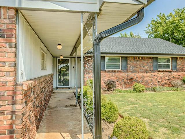 6104 N Allison Drive