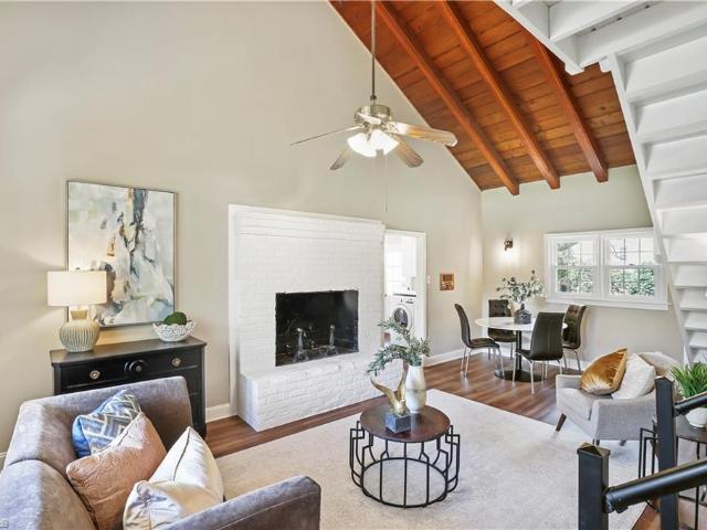 6104 Auburndale Drive