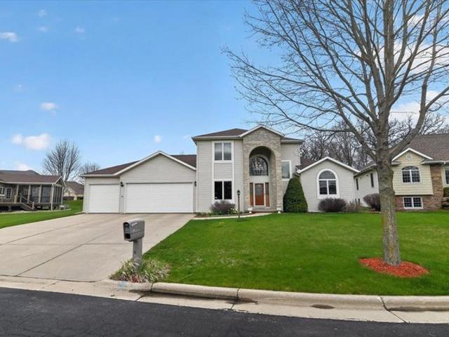 6104 Brunet Island Ct, McFarland, WI 53558