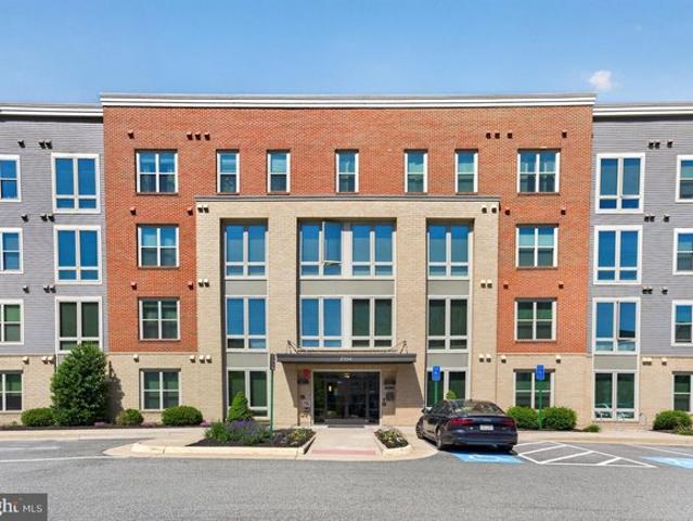 6104 Fairview Farm Dr Unit 307, Alexandria, VA 22315