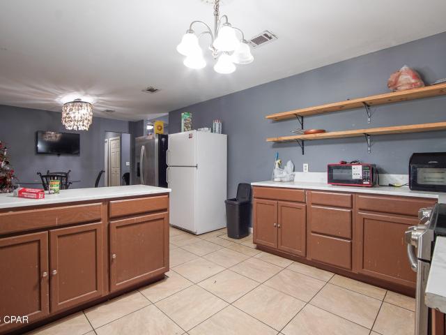 6104 Harvey St, Panama City, FL 32404 | MLS #788214 | Compass