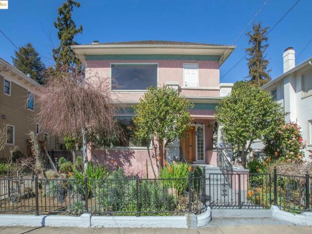 6104 Hillegass Ave, Oakland, US, CA