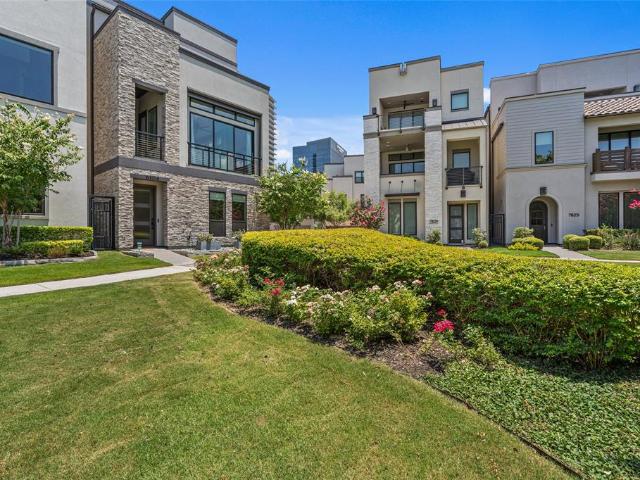 6104 Preserve Drive