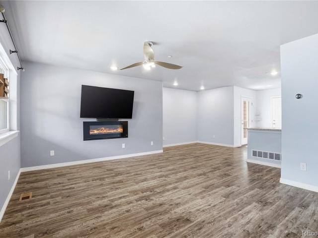 6104 Summit Peak Court # 102
