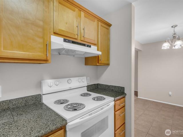 6105 N 16th St # N103