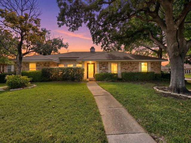 6105 Bronze Leaf Dr, Plano, TX 75023
