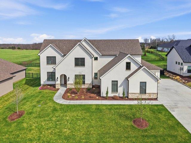 6105 Ivory Ln, Columbia, MO 65201