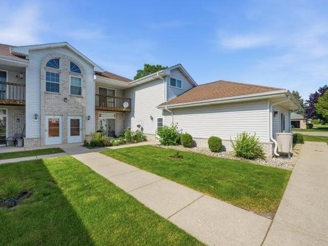 6105 S Creekside Dr Unit 7, Cudahy, WI 53110