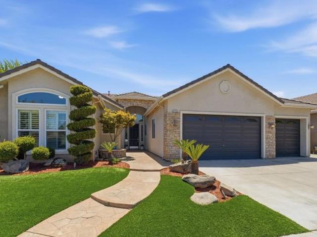 6105 W Los Altos Ave, Fresno, CA 93722