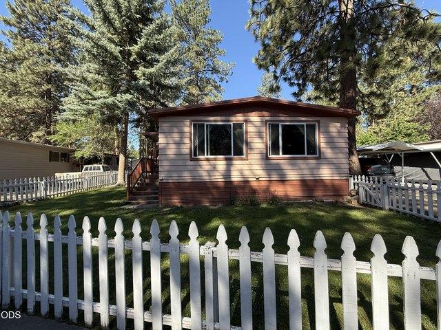 61060 Kings Ln Unit 123, Bend, OR 97702