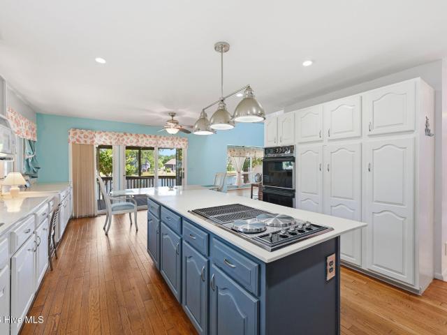 6106 Cardinal Drive